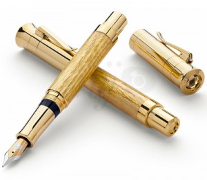 Un Stylo en Feuilles d'Or par Graf von Faber-Castell - Made in Joaillerie
