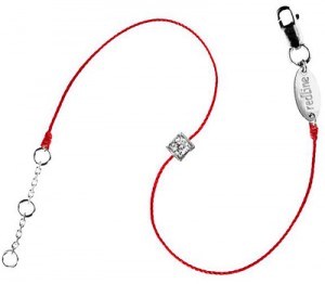 Le bracelet fil rouge de Redline en détails - Made in Joaillerie