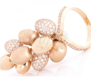 By Flavie, des Bijoux en Diamants Luminescents - Made in Joaillerie